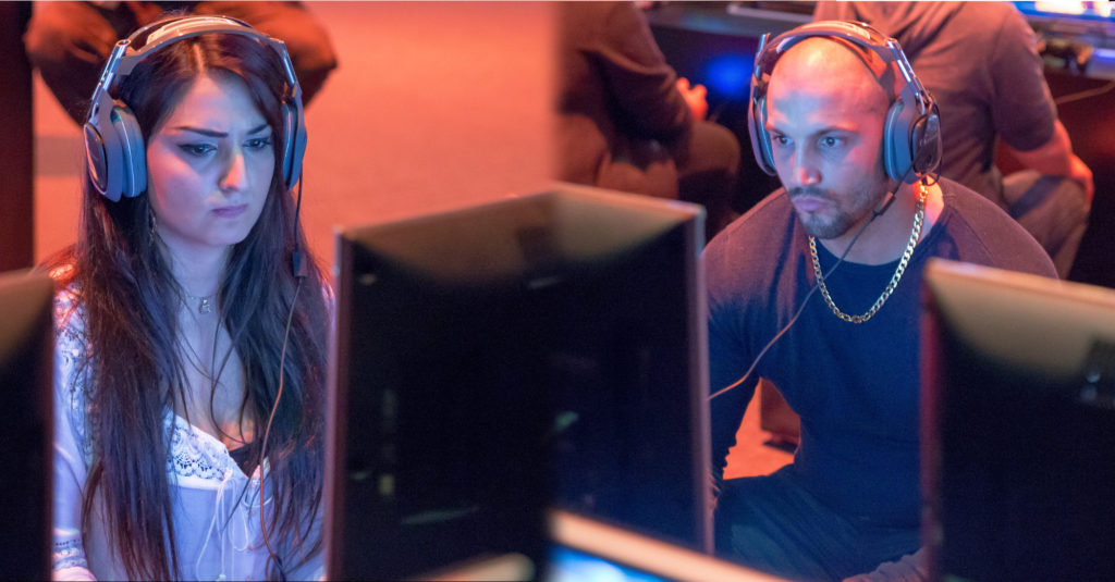 MrLEV12 & PinkGeek au TechnoCom !!! - Z-Gen : Génération connectée